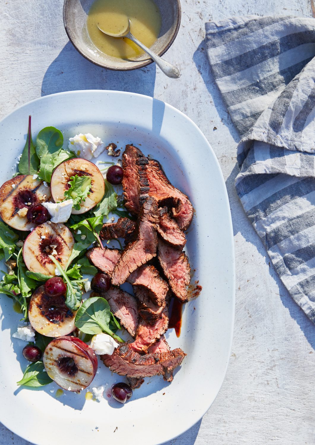 Tidningen Buffe Stockholm BBQ | Helen Cathcart